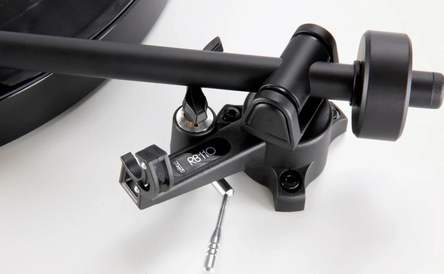 Rega Planar 1 turntable - Utopia Retro Modern